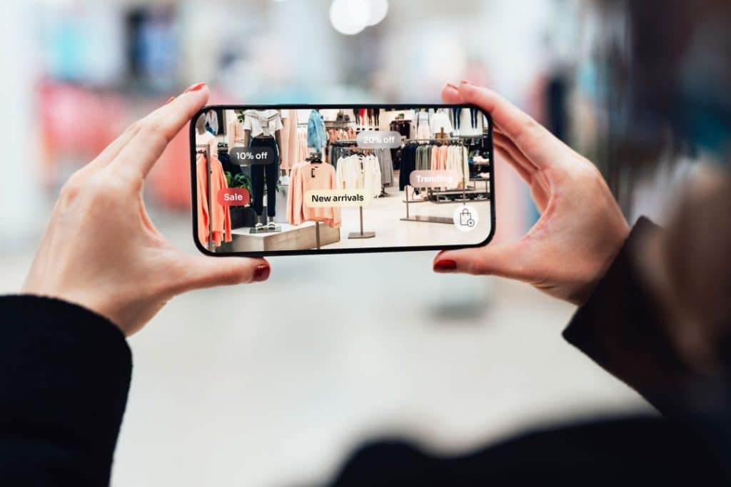 Augmented Reality in Fashion: Transforming the Shopping Experience